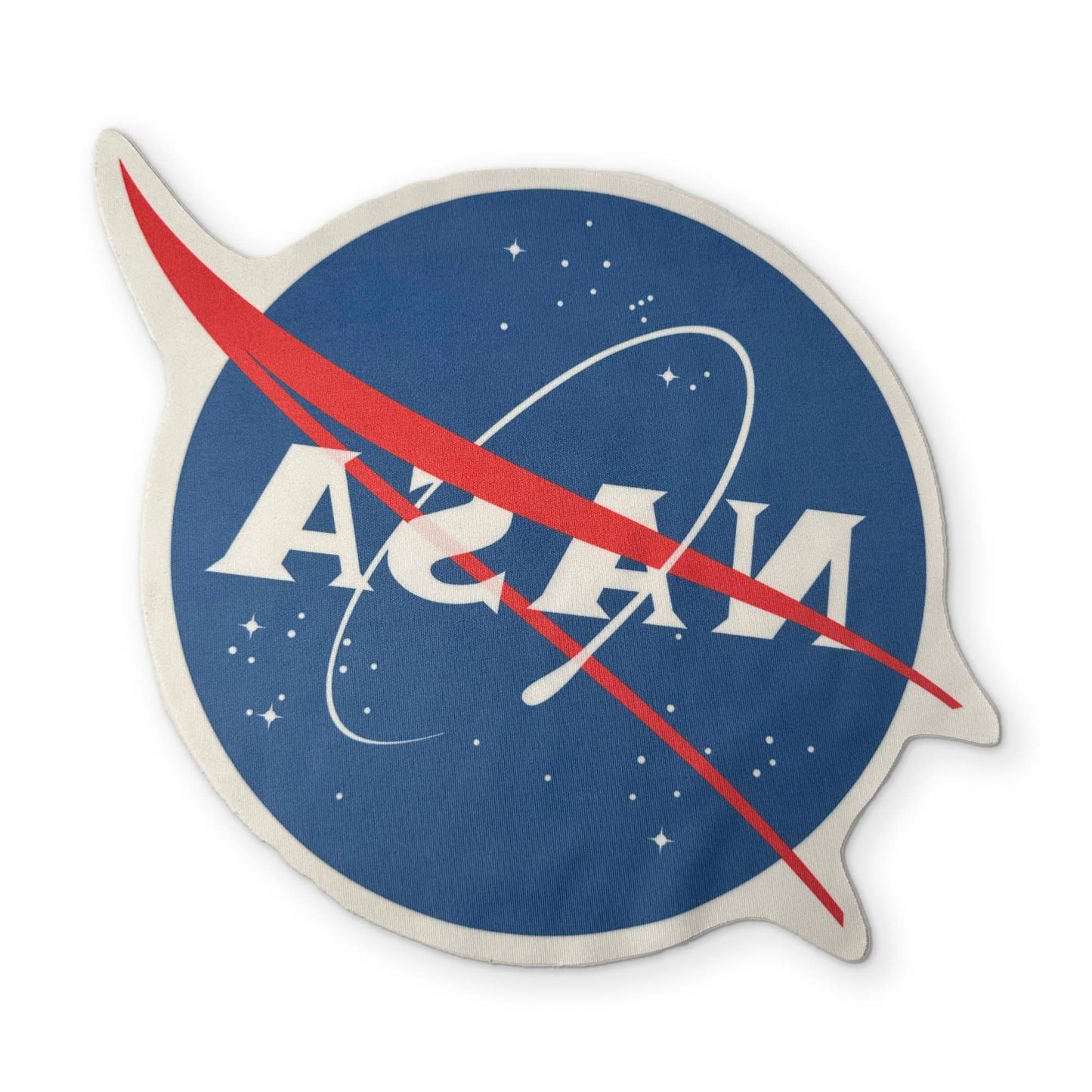 MICROFIBER CLOTH THAT LOOKS LIKE THE NASA LOGO – Nerdwax
